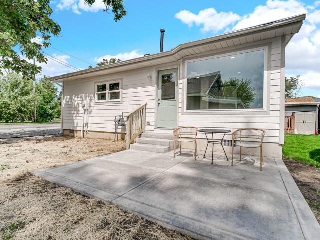 7709 W 140th Place