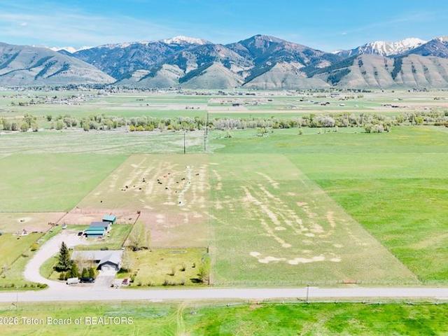 7700 Bitter Creek Rd, Afton, WY 83110
