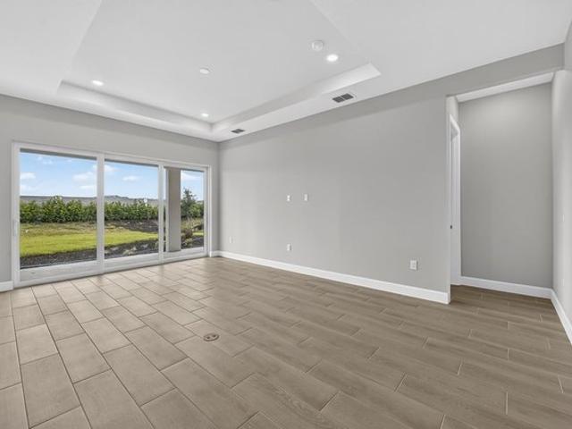 7700 Blue Moon Run, Sarasota, FL 34241