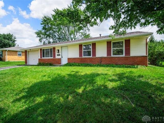 7700 Remmick Ln, Huber Heights, OH 45424