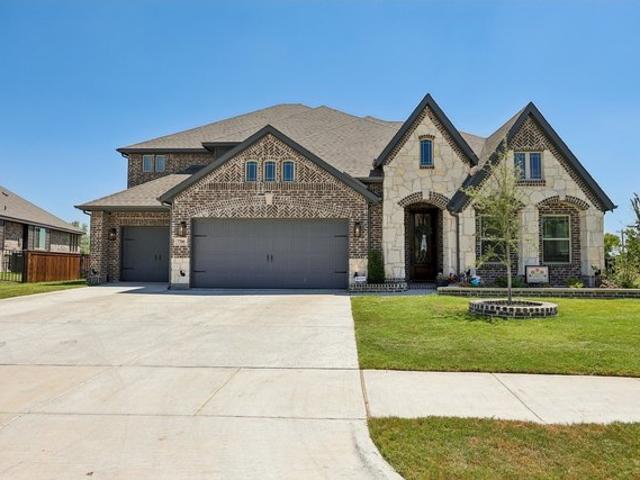 7700 Sunspray St, Joshua, TX 76058