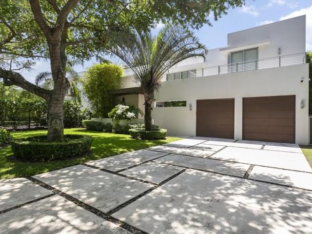 7700 SW 53rd Ct, Miami, FL 33143