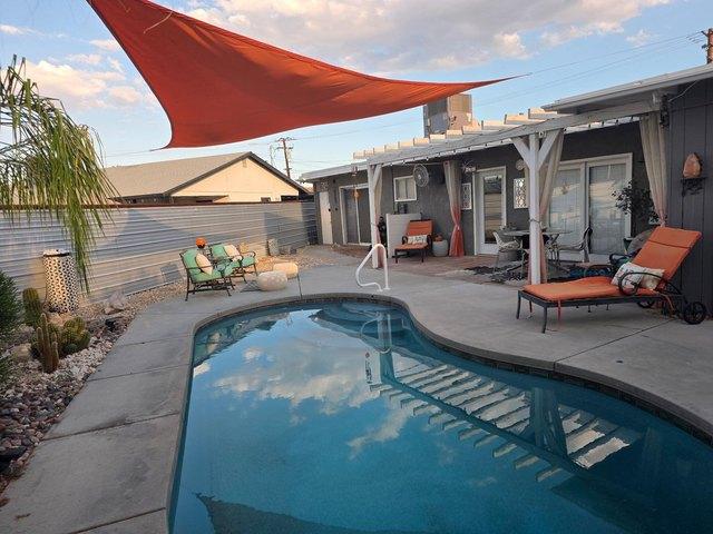 77010 New York Ave, Palm Desert, CA 92211
