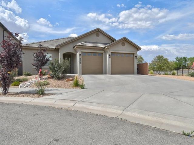 7701 Majesty Ct NW, Albuquerque, NM 87107
