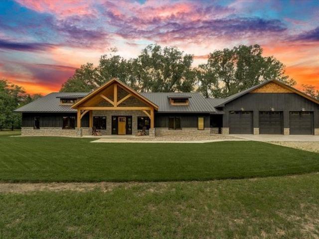 7701 Old K61 Hwy N, Hutchinson, KS 67502