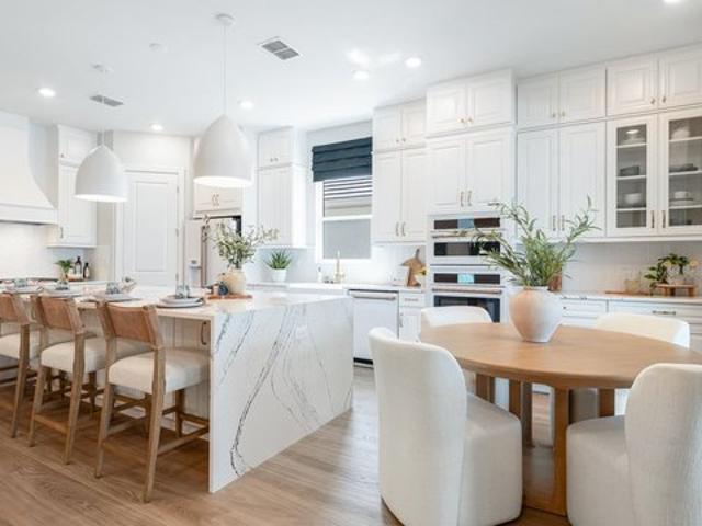 7701 Blue Moon Run, Sarasota, FL 34241