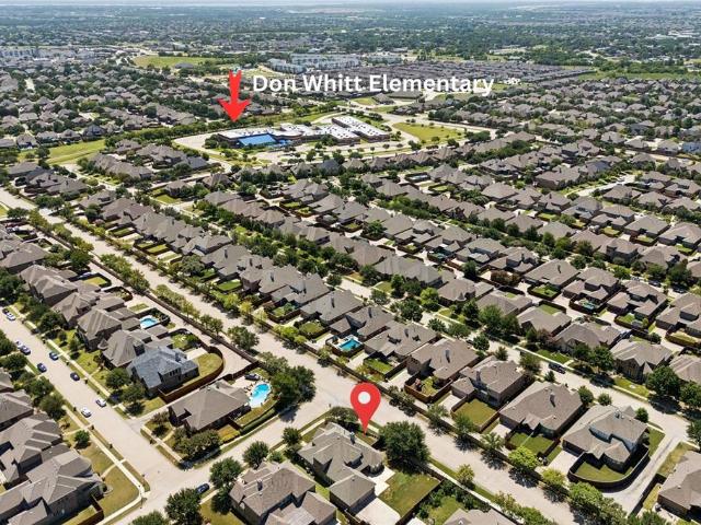 7701 Glenmere Trail