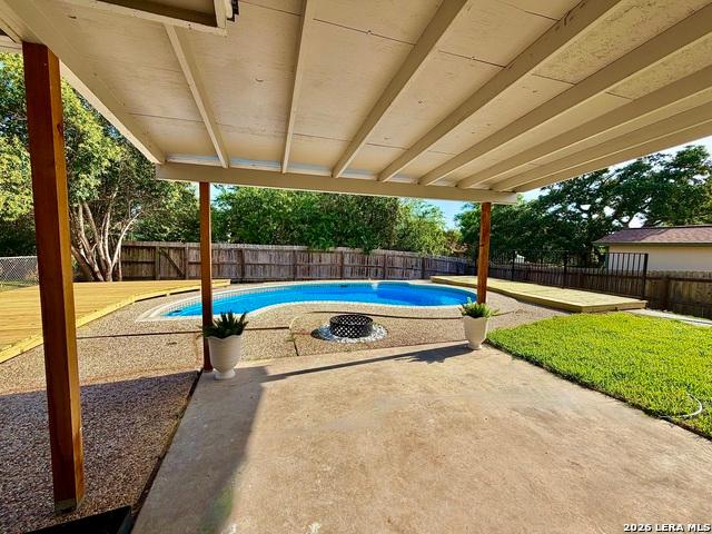7701 Leafy Hollow Ct