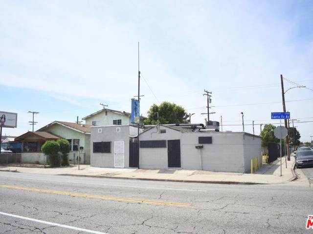 7701 Santa Fe Avenue