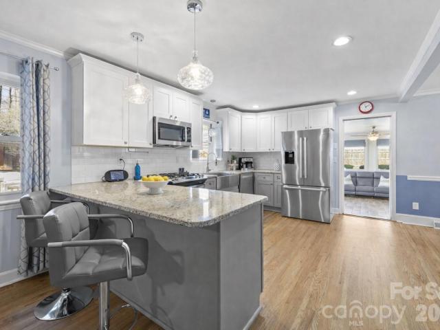 7701 Shady Lane