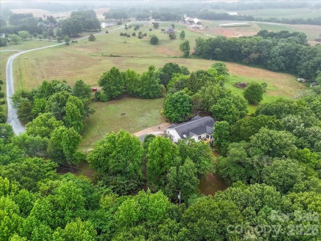 7702 Rivercrest Court