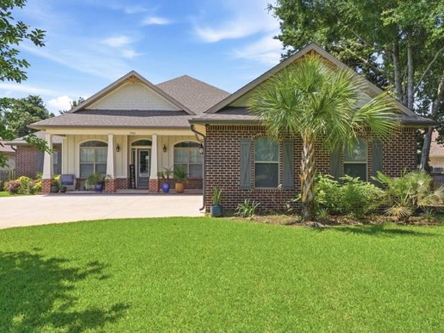 7703 Freesia Cir, Navarre, FL 32566