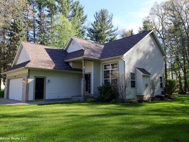7703 Pinecone Ct, Whitehall, MI 49461