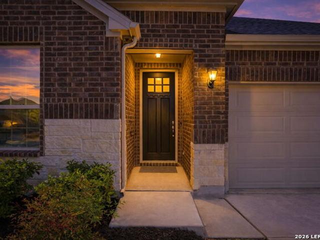 7703 Tobbyton