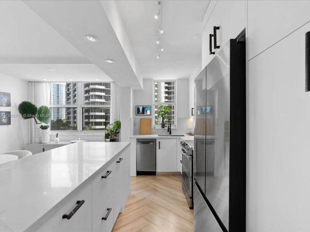 770 Claughton Island Dr, Unit 701, Miami, FL 33131 | MLS #A11866 | Compass