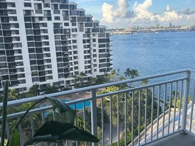 770 Claughton Island Dr Apt 1503, Miami, FL 33131