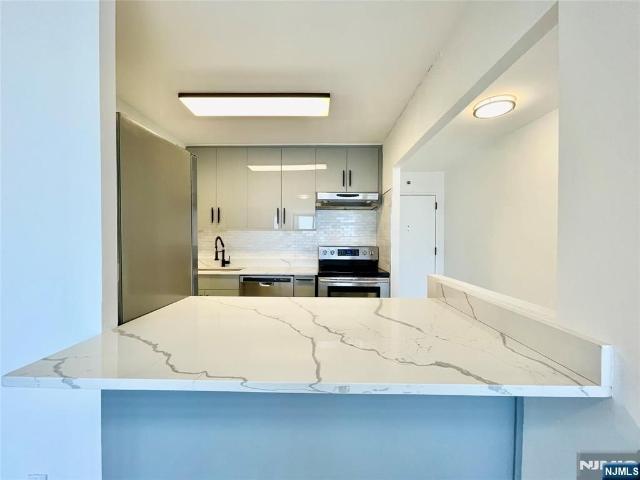 770 Anderson Avenue Unit# 9C, Cliffside Park, US, NJ