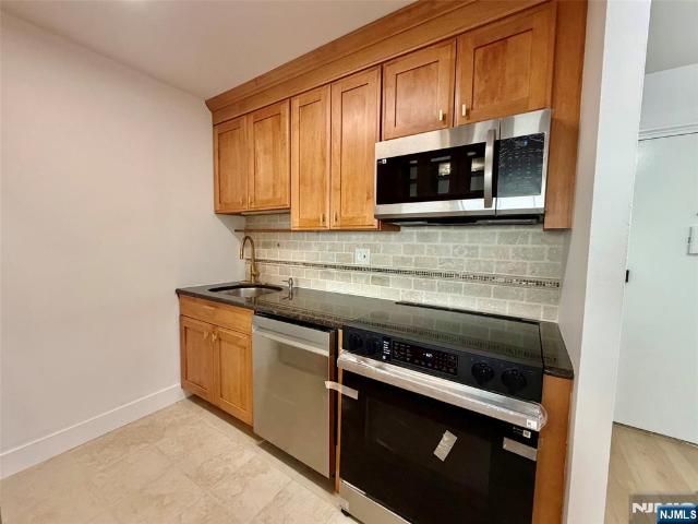 770 Anderson Avenue # 14C