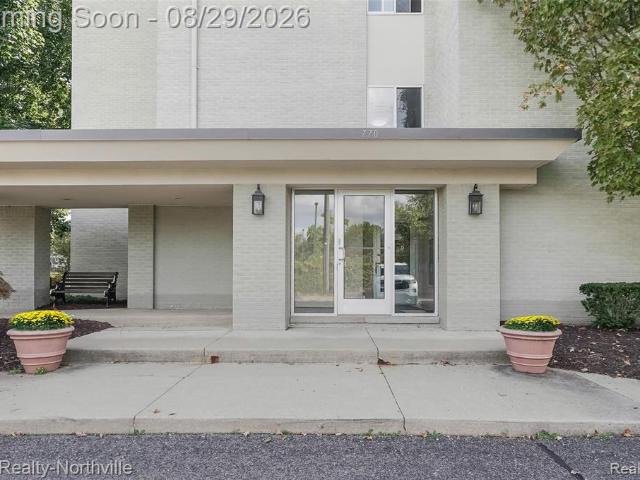 770 Deer Street # 204