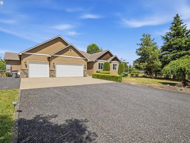 770 E Buttercup St, Yamhill, OR 97148