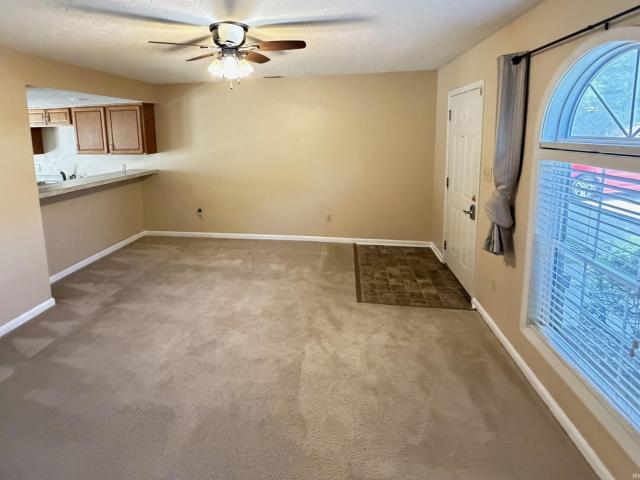 770 E Sherwood Hills Drive
