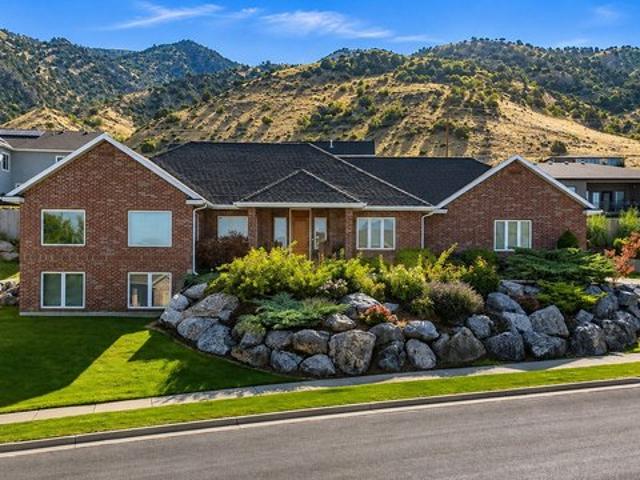 770 Eagle View Dr, Providence, UT 84332