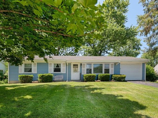 770 Fox River Rd, Valparaiso, IN 46385