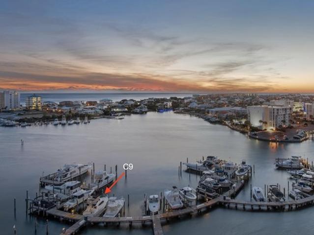 770 Harbor Unit Wet Blvd Slip C9, Destin, FL 32541