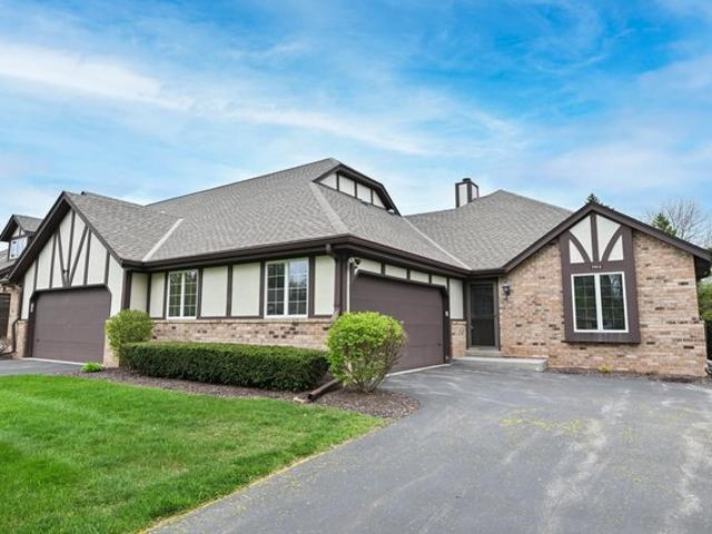 770 Oakwood Ln Unit D, Brookfield, WI 53045