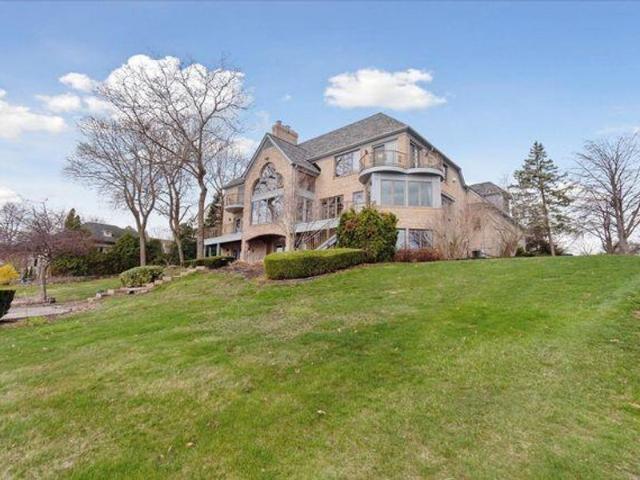 770 N Riverside Avenue, St. Clair, us, mi