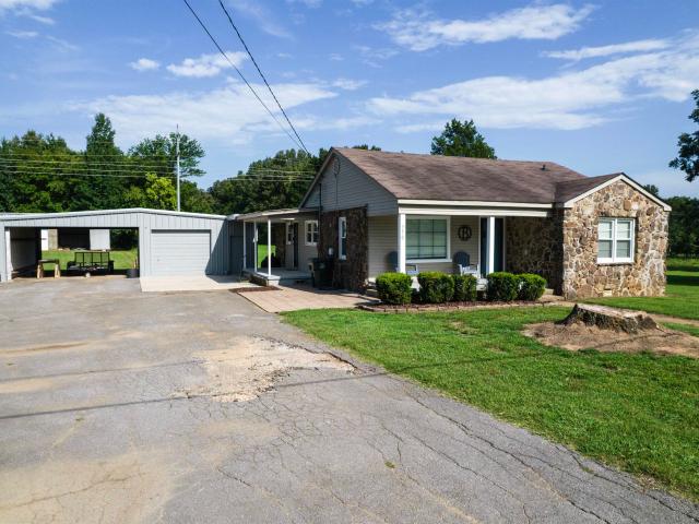 770 Smith Ln