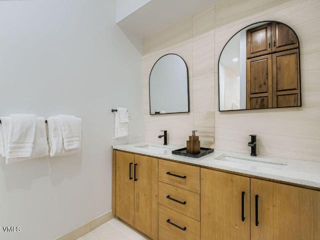 770 Potato Patch Dr, Unit 14, Vail, CO 81657 | MLS #1013