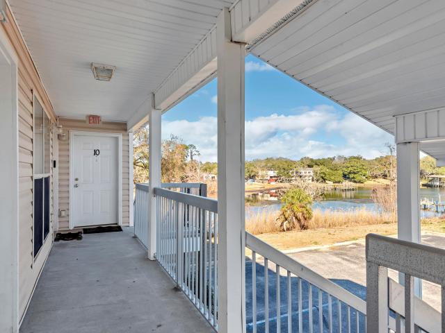 770 Rockport Ct, Unit 2, Fort Walton Beach, FL 32548 | MLS #995624 | Compass