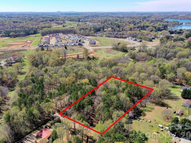 7714 Babe Stillwell Farm Rd, Huntersville, NC 28078 | MLS #4358
