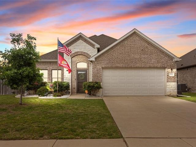 7714 Cottonwood Dr, Greenville, TX 75402