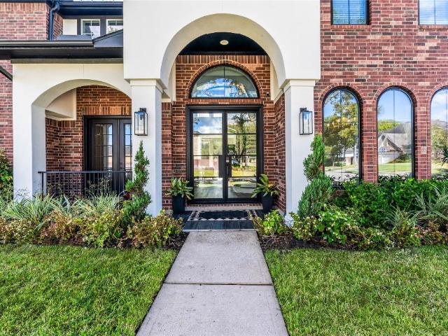 7714 long shadows drive