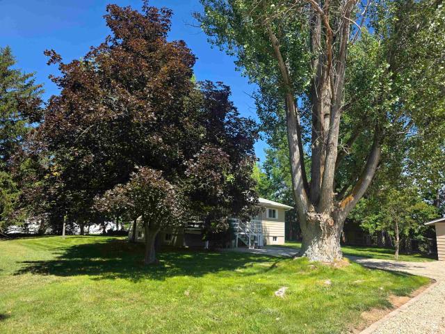 7714 Spring Drive