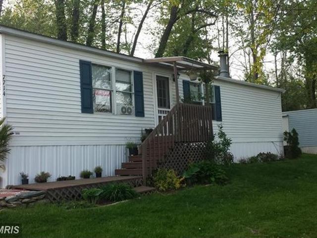7714 Walnut Ln, Mount Airy, MD 21771