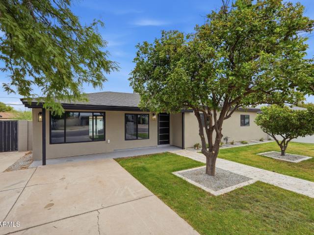 7715 e verde lane