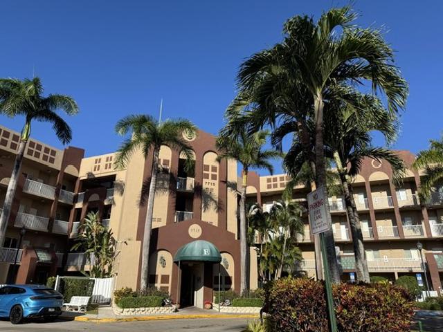 7715 Southampton Ter Apt 405, Tamarac, FL 33321