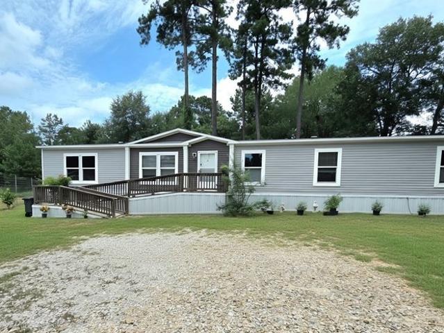 7715 Walnut Tree Ln, Plantersville, TX 77363