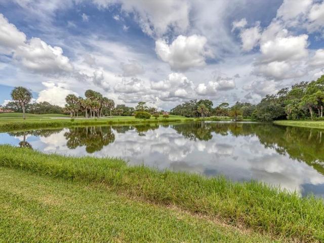7716 Club Ln, Sarasota, FL 34238 | MLS #A4679