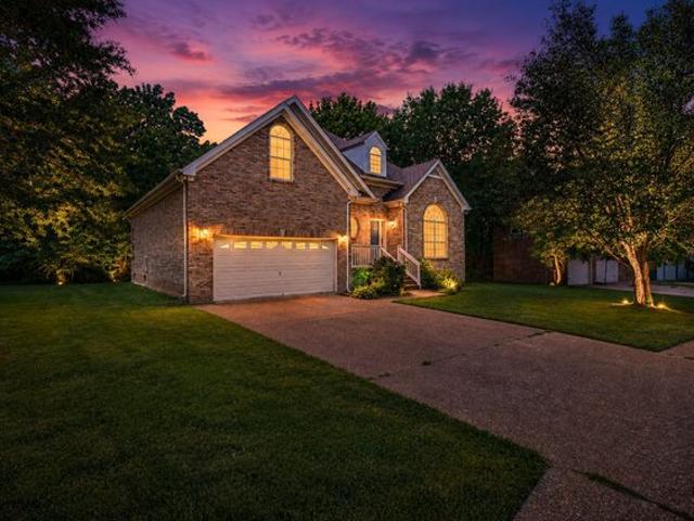 7716 Daniel Trce, Nashville, TN 37221