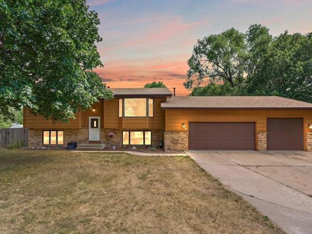 7716 Humboldt Ave N, Brooklyn Park, MN 55444