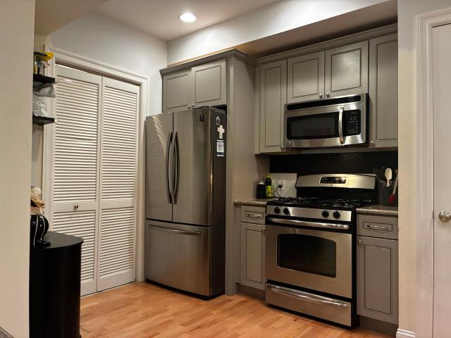 7716 Kennedy Blvd # 1G