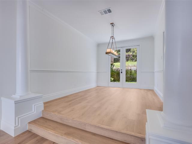 7716 Lakewood Dr, Austin, TX 78750 | MLS #7551
