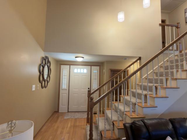7717 W 158th Ct, Orland Park, IL 60462 | MLS #12568 | Compass