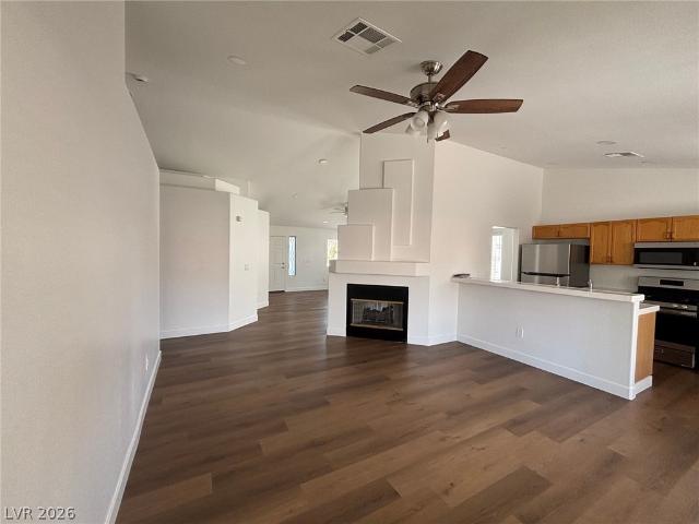 7717 White Grass Avenue
