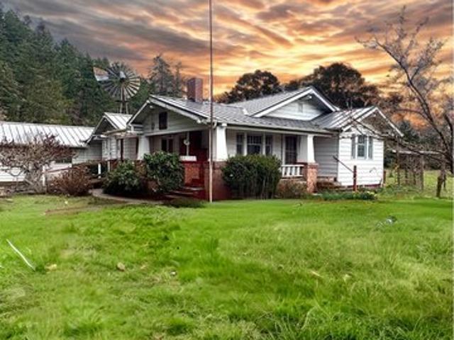 77189 Mosby Creek Rd, Cottage Grove, OR 97424