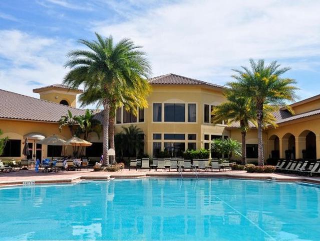 7718 Ocean Sunset Dr, Lake Worth, FL 33467